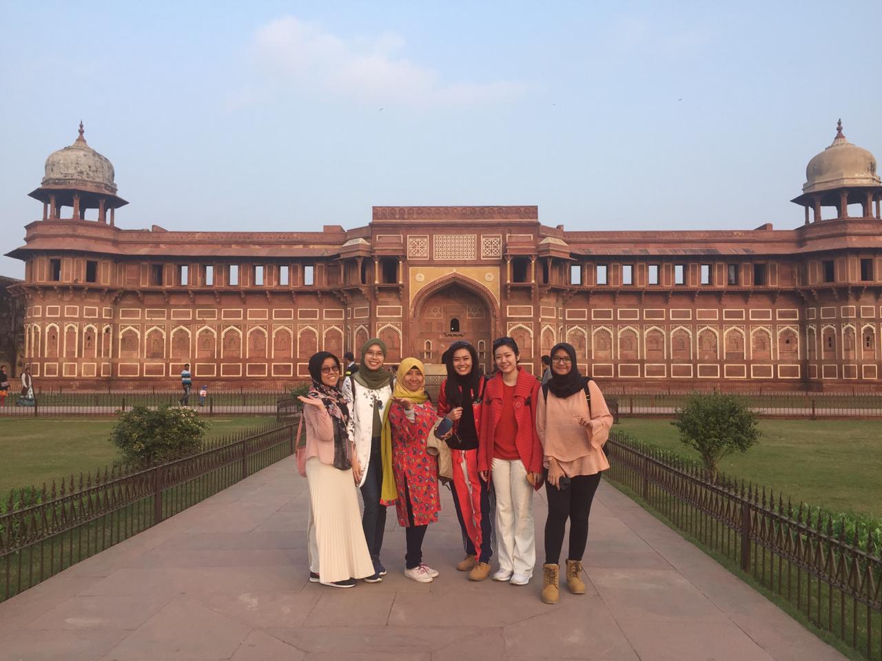 How to Book Taj Mahal Same Day Tour from Delhi to Agra by Car