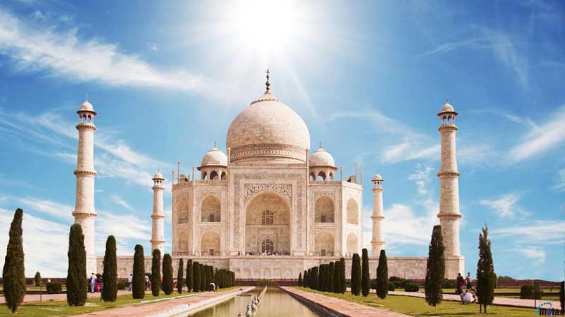 Taj Mahal In Full Moon